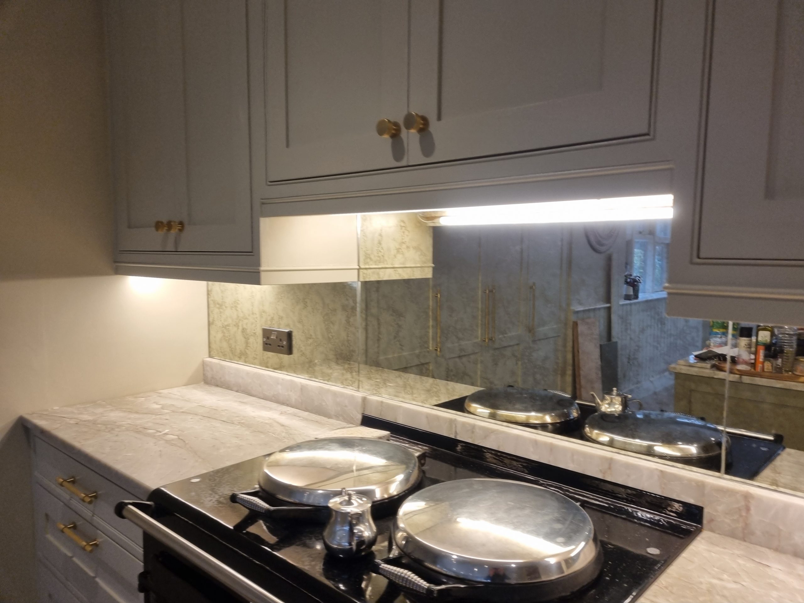 Painted Glass Splashbacks - Urban Glass & Glazing